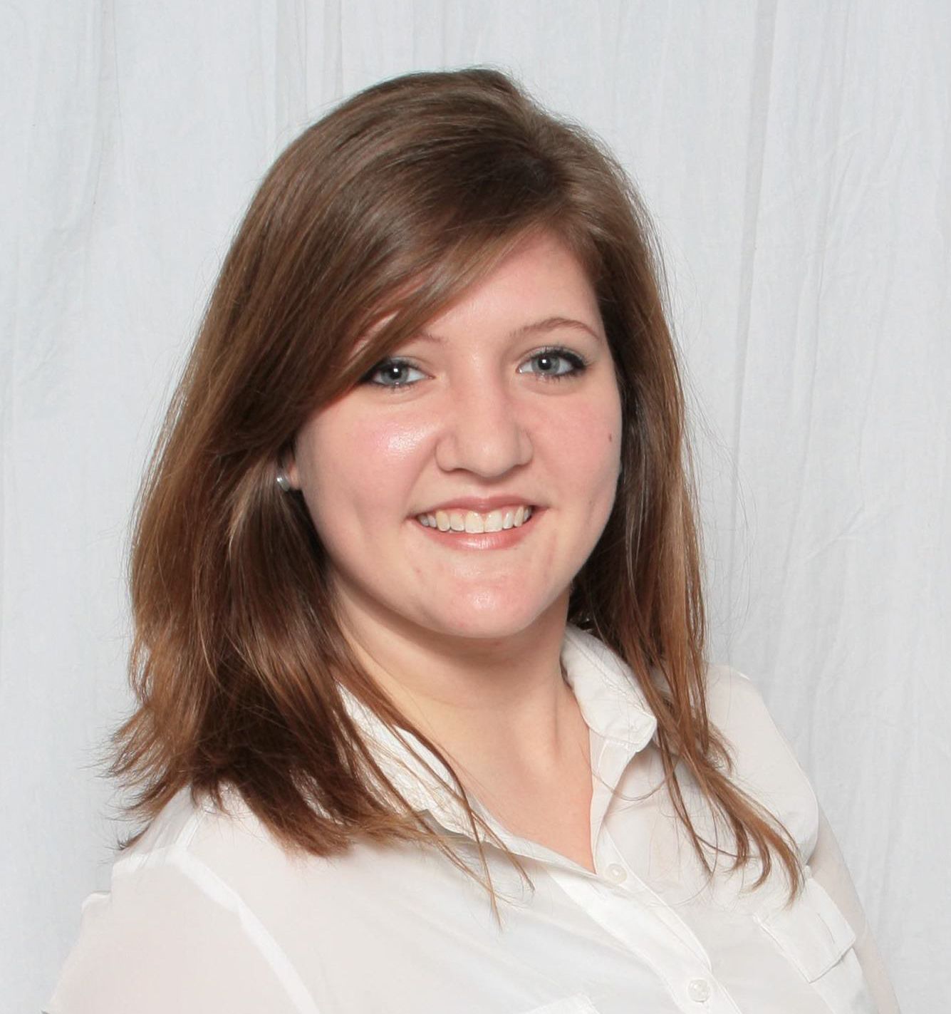 Kaytlin Tharp Receives Bank2 Scholarship - BJUtoday