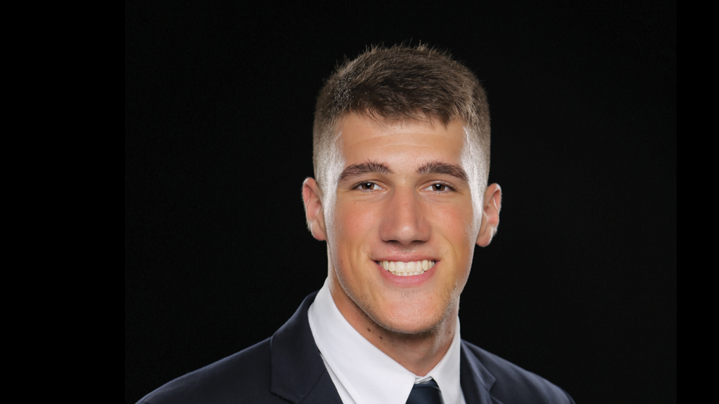 Chris Gray Interns with JMI Sports - BJUtoday