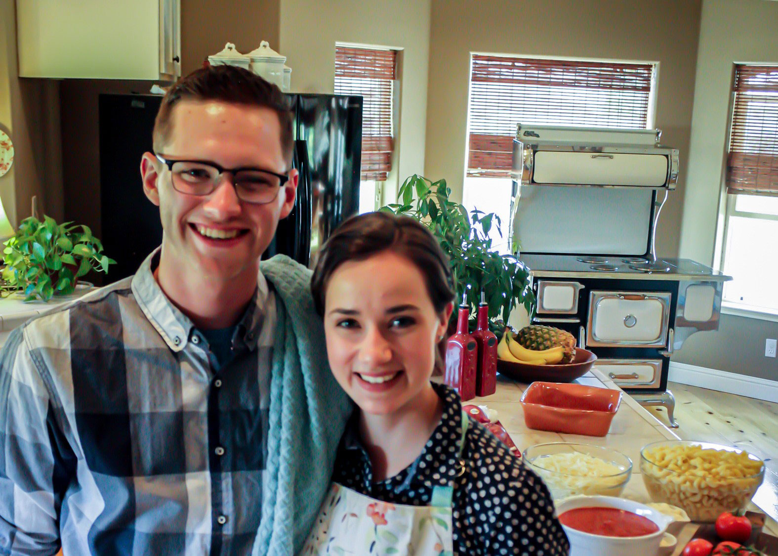 Two Students ‘Pass the Pasta’ for Good - BJUtoday